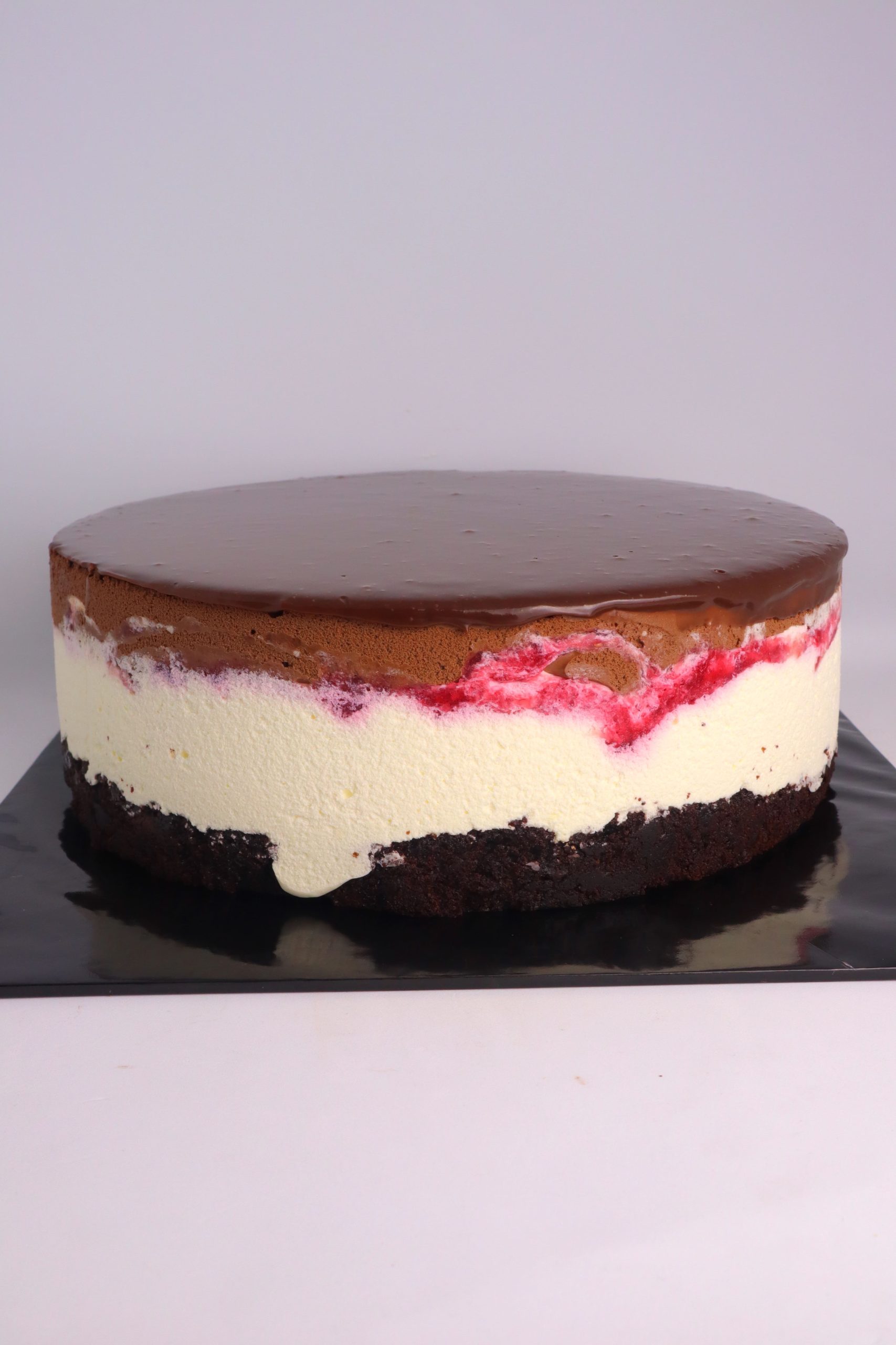 Raspberry Midnight Cake – myultimatebakes