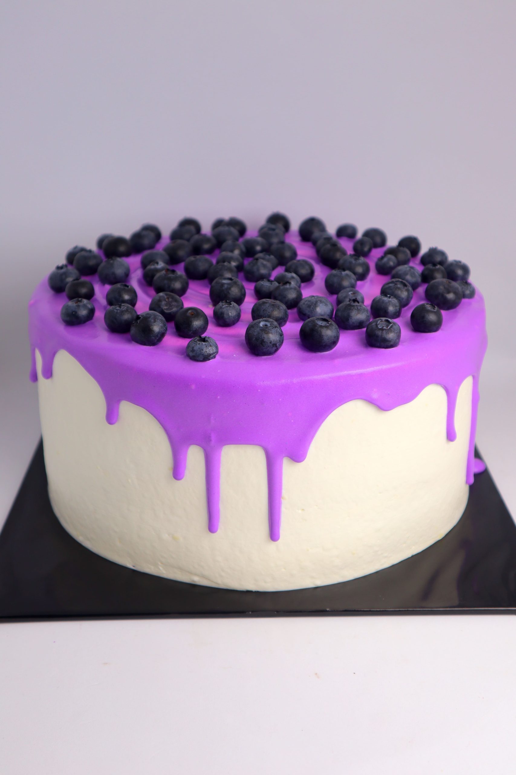Blueberry Cheesy Loaded Cake – myultimatebakes